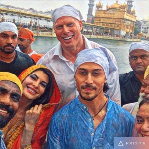 A Flying Jatt cast visit Golden Temple! | BollySpice.com – The latest ...